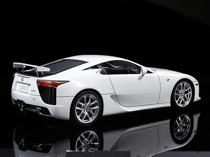 Tamiya Lexus LFA 1/24 plastbyggesett - Norwegian Modellers